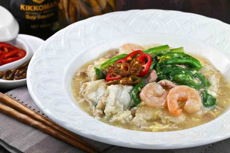 Char Hor Fun (Cantonese Fried Flat Rice Noodles) - Malaysian Chinese ...